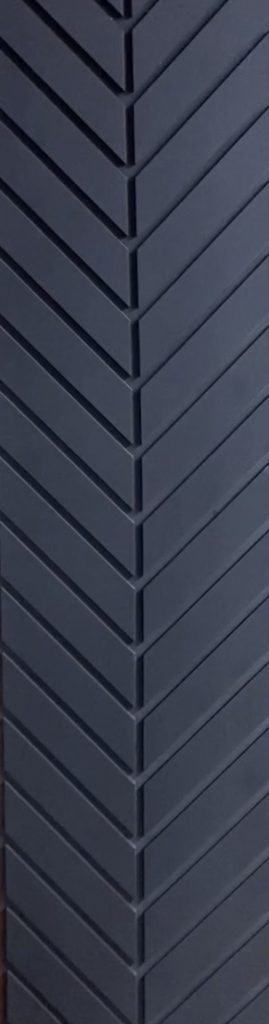 Black Chevron Panel: Modern Slat Wall Decor - 39cm x 242cm, 0.94 sq ...